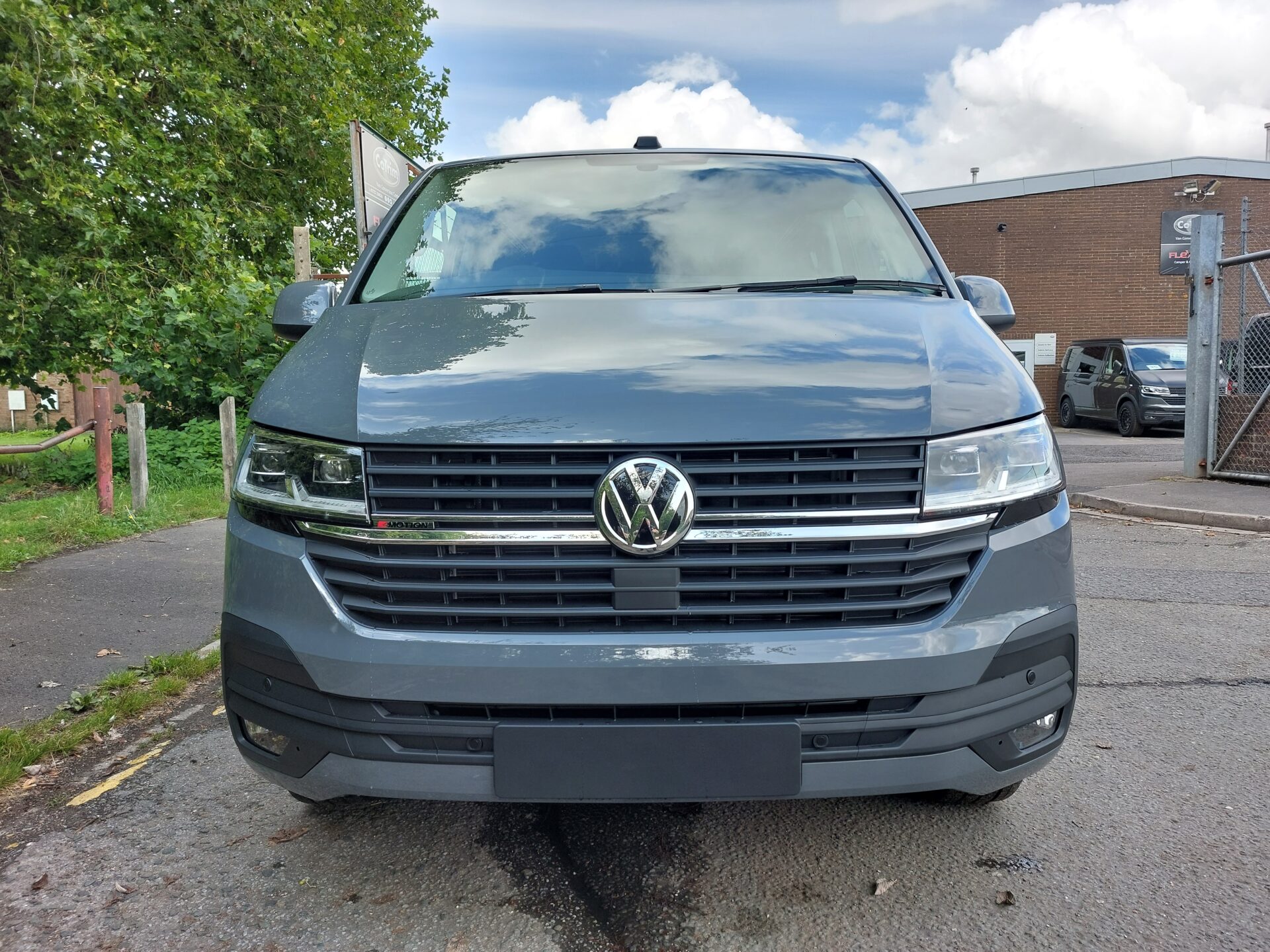VW T6.1 SWB 204 4-MOTION - CoTrim
