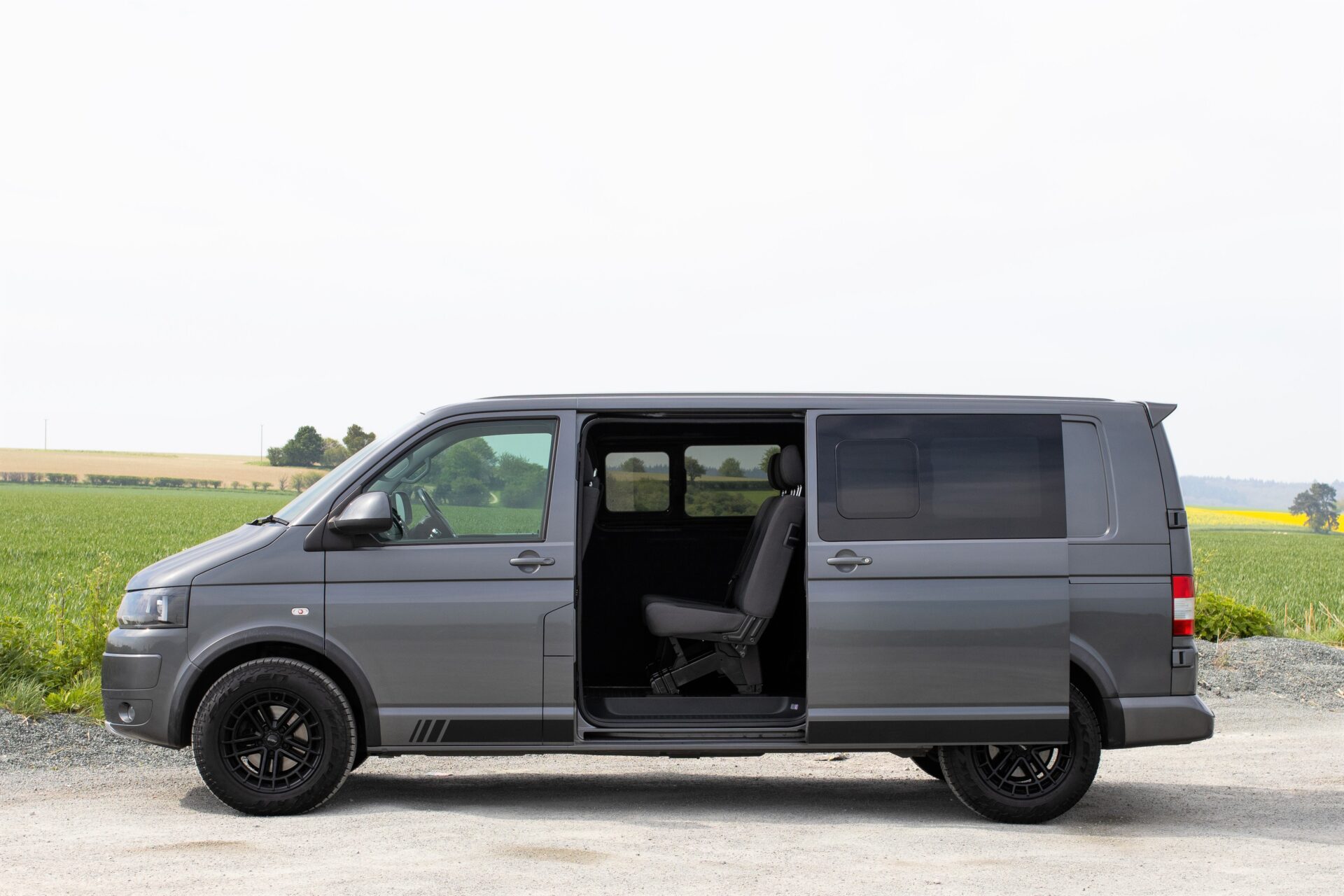 VW T5.1 KOMBI ROK EDITION - CoTrim